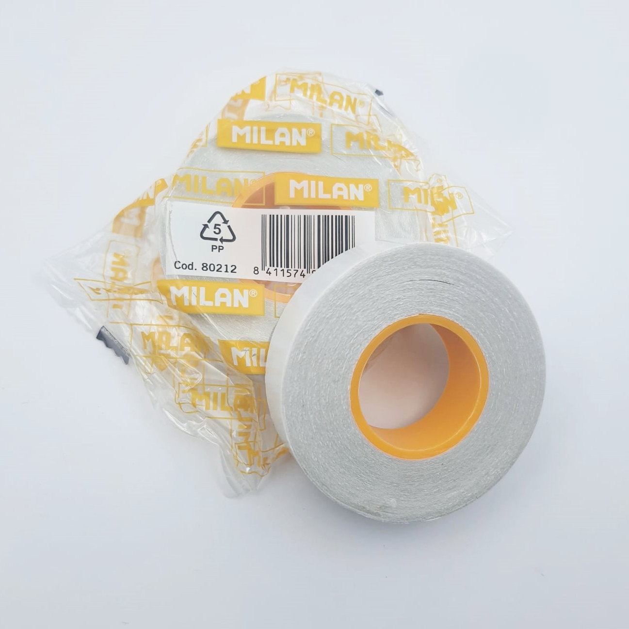 דבק דו צדדי Milan