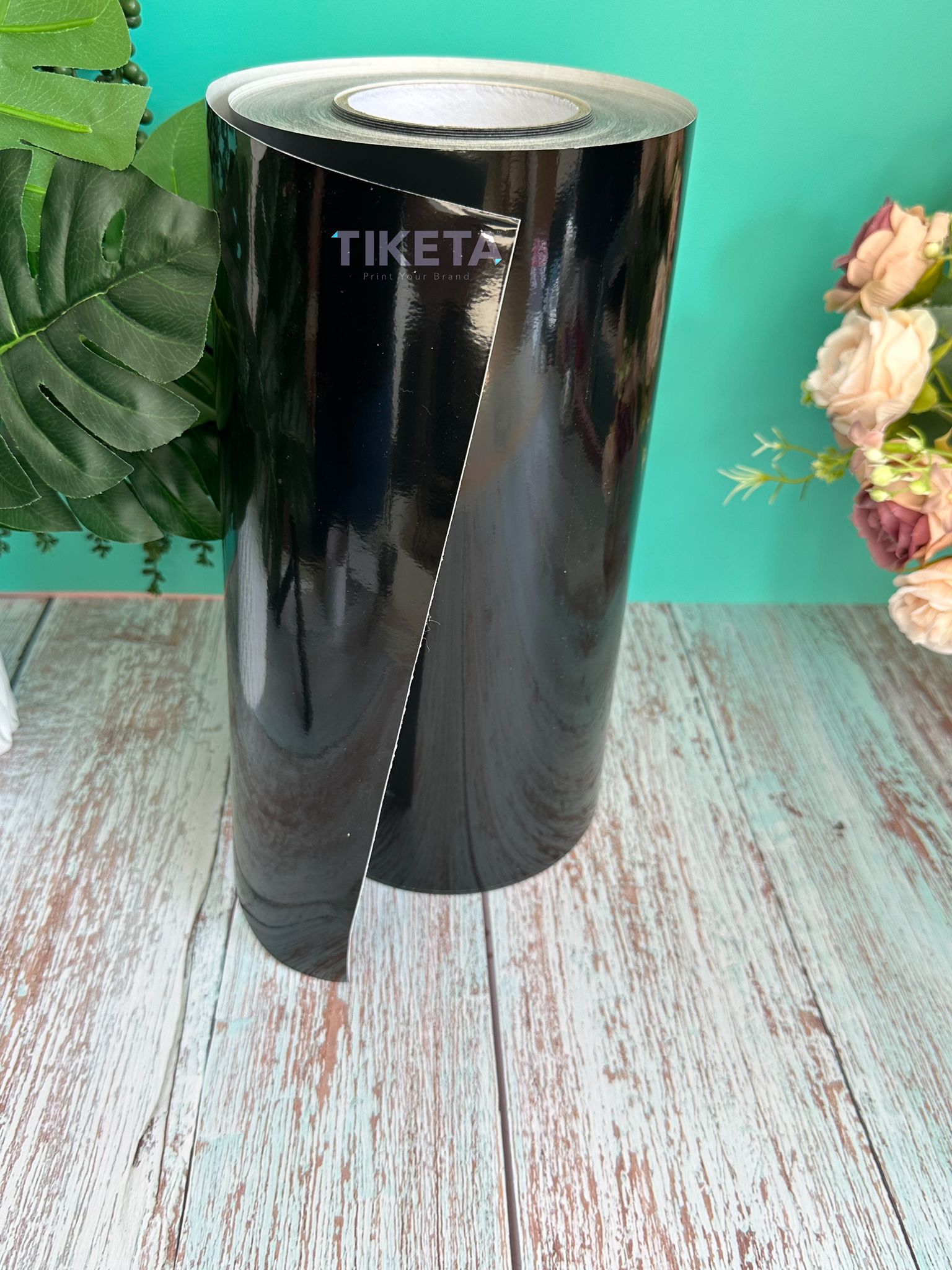 גליל ויניל שחור TIKETA