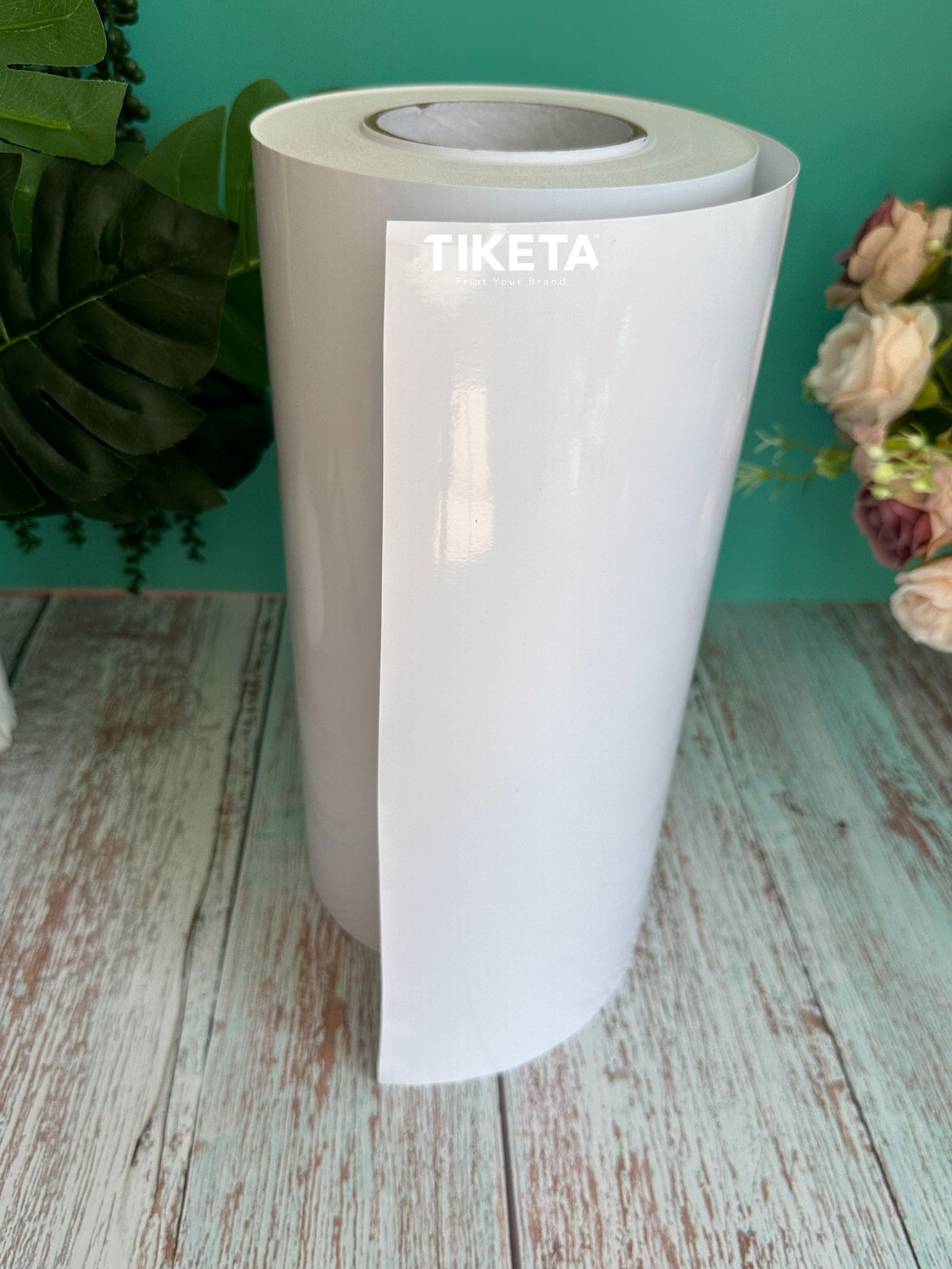 גליל ויניל לבן TIKETA