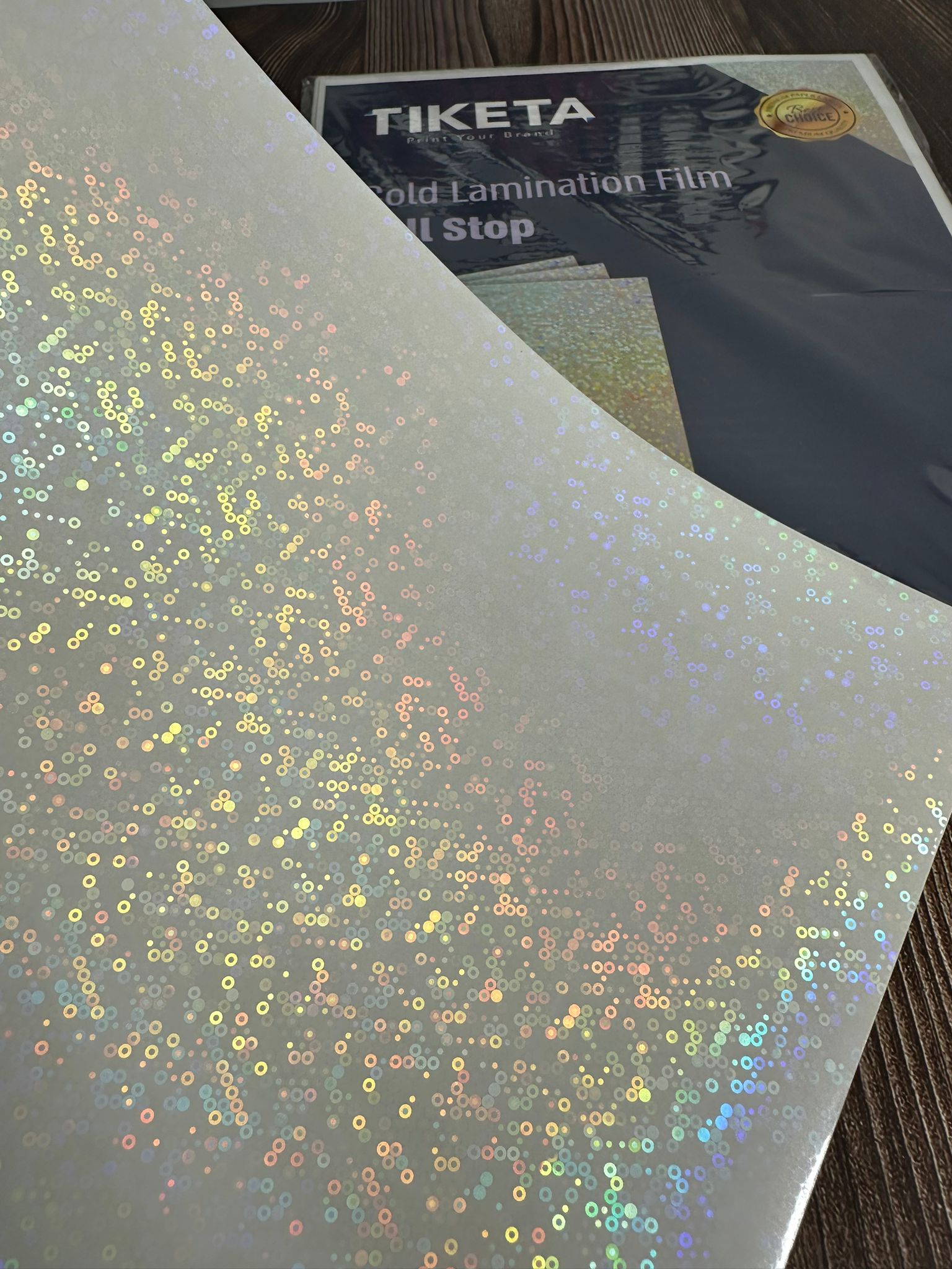 למינציה קרה Full Stop | מדבקות TIKETA | למינציה קרה